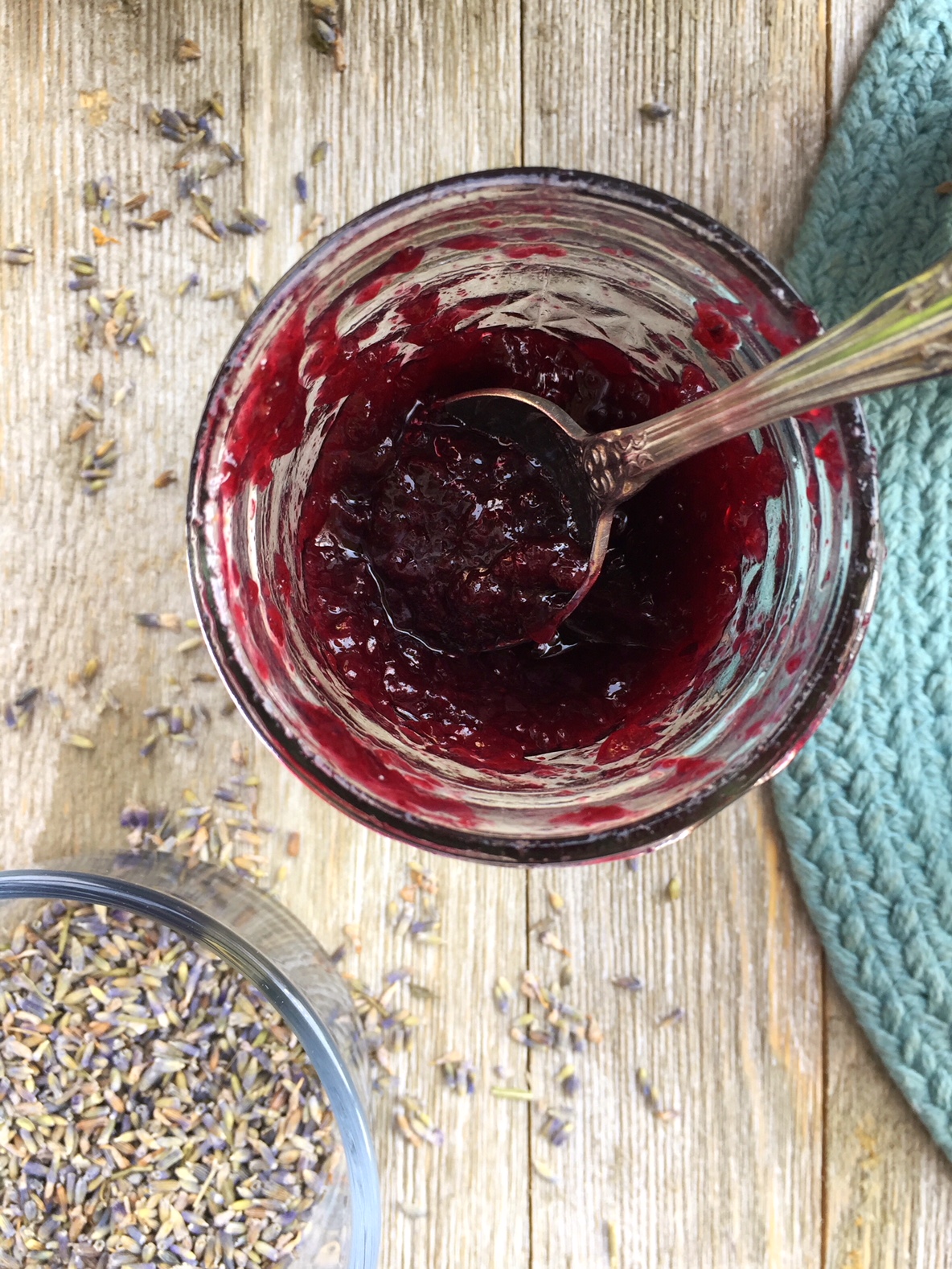 Low Sugar Blueberry Lavender Jam Recipe - My Healthy Homemade Life